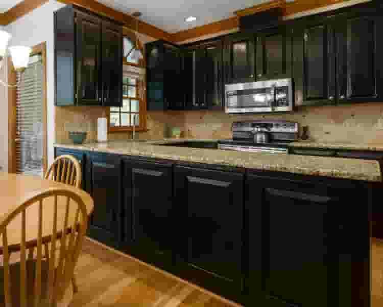 London Kitchen Spray Painters With 12 years Experience